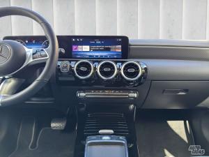 Melns Mercedes-Benz CLA 180 2024 Kauņa, ar dzinēja tilpumu 1.30 L un nobraukumu 30 tūkst. km par 30999 €, foto 15 vietnē AUTOMOTO.COM.LV