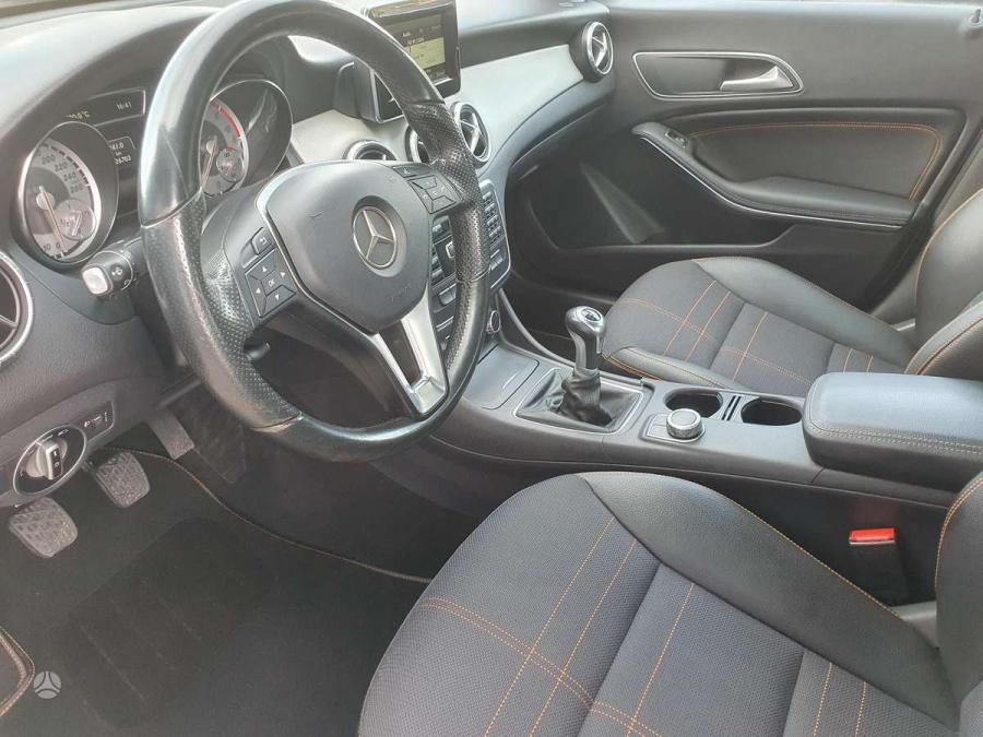 Grey Mercedes-Benz CLA 180 2014 in Taurage, with an engine capacity of 1.50 L and mileage of 127 thousand km for 11500 €, photo 21 on AUTOMOTO.COM.LV