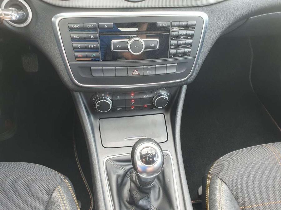 Grey Mercedes-Benz CLA 180 2014 in Taurage, with an engine capacity of 1.50 L and mileage of 127 thousand km for 11500 €, photo 27 on AUTOMOTO.COM.LV