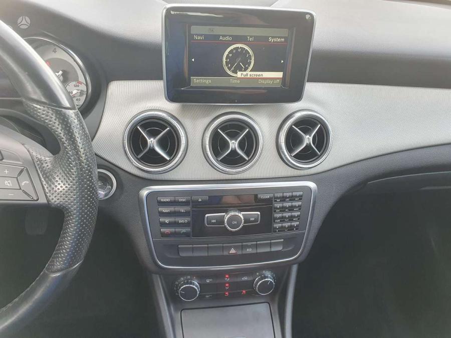 Grey Mercedes-Benz CLA 180 2014 in Taurage, with an engine capacity of 1.50 L and mileage of 127 thousand km for 11500 €, photo 28 on AUTOMOTO.COM.LV