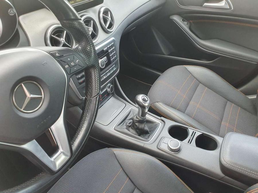 Grey Mercedes-Benz CLA 180 2014 in Taurage, with an engine capacity of 1.50 L and mileage of 127 thousand km for 11500 €, photo 29 on AUTOMOTO.COM.LV