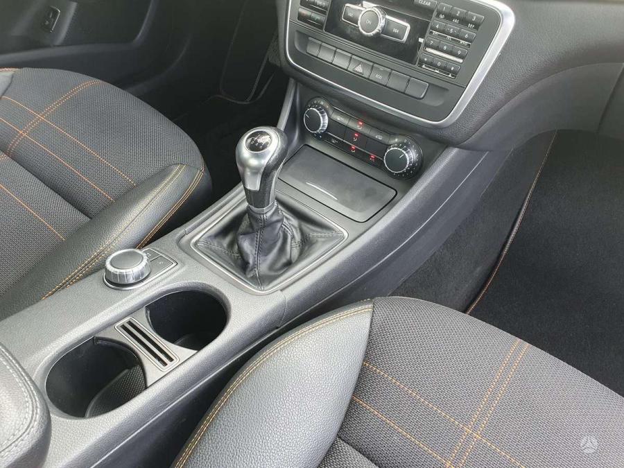 Grey Mercedes-Benz CLA 180 2014 in Taurage, with an engine capacity of 1.50 L and mileage of 127 thousand km for 11500 €, photo 34 on AUTOMOTO.COM.LV