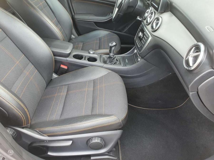 Grey Mercedes-Benz CLA 180 2014 in Taurage, with an engine capacity of 1.50 L and mileage of 127 thousand km for 11500 €, photo 37 on AUTOMOTO.COM.LV