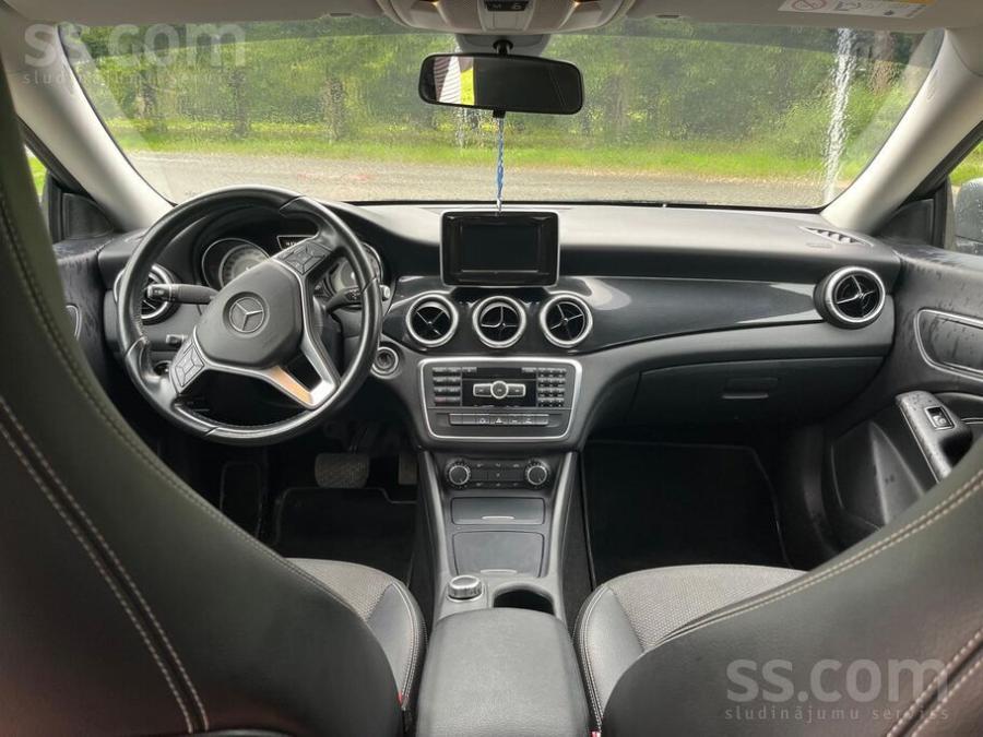 Pelēks Mercedes-Benz CLA 180 2014 Liepāja, ar dzinēja tilpumu 1.40 L un nobraukumu 282 tūkst. km par 9000 €, foto 10 vietnē AUTOMOTO.COM.LV