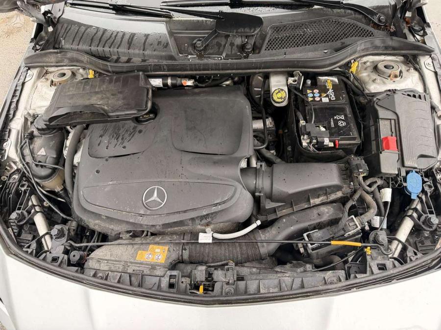 Grey Mercedes-Benz CLA 180 2017 in Taurage, with an engine capacity of 1.60 L and mileage of 127 thousand km for 8700 €, photo 5 on AUTOMOTO.COM.LV