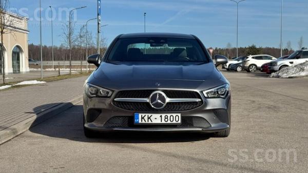Grey Mercedes-Benz CLA 180 2019 in Jurmala, with an engine capacity of 1.40 L and mileage of 181 thousand km for 23900 €, photo 2 on AUTOMOTO.COM.LV