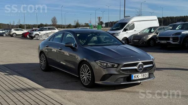 Grey Mercedes-Benz CLA 180 2019 in Jurmala, with an engine capacity of 1.40 L and mileage of 181 thousand km for 23900 €, photo 3 on AUTOMOTO.COM.LV