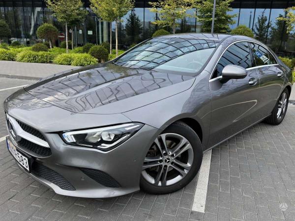 Grey Mercedes-Benz CLA 180 2020 in Vilnius, with an engine capacity of 1.46 L and mileage of 138 thousand km for 20800 €, photo 3 on AUTOMOTO.COM.LV