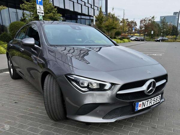 Grey Mercedes-Benz CLA 180 2020 in Vilnius, with an engine capacity of 1.46 L and mileage of 138 thousand km for 20800 €, photo 4 on AUTOMOTO.COM.LV