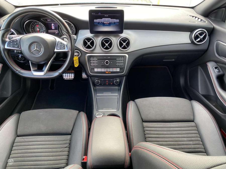 Pelēks Mercedes-Benz CLA 180 2018 Raseiniai, ar dzinēja tilpumu 1.46 L un nobraukumu 215 tūkst. km par 10900 €, foto 12 vietnē AUTOMOTO.COM.LV