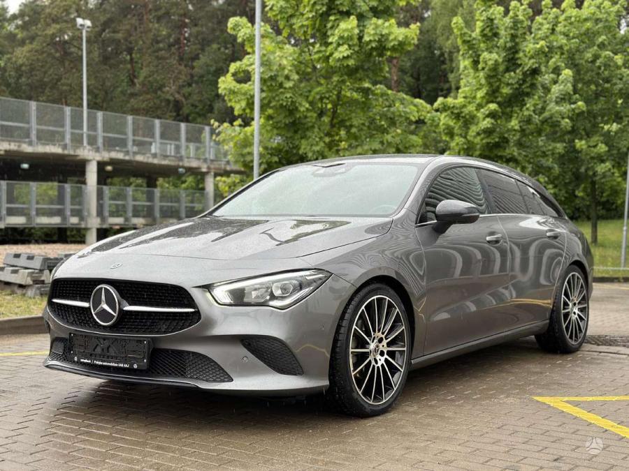 Pelēks Mercedes-Benz CLA 180 2019 Viļņa, ar dzinēja tilpumu 1.33 L un nobraukumu 105 tūkst. km par 19999 €, foto 1 vietnē AUTOMOTO.COM.LV