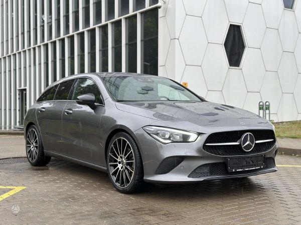Grey Mercedes-Benz CLA 180 2019 in Vilnius, with an engine capacity of 1.33 L and mileage of 105 thousand km for 19999 €, photo 3 on AUTOMOTO.COM.LV