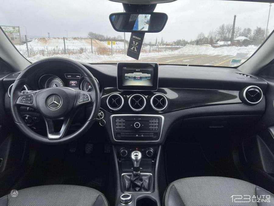 Balts Mercedes-Benz CLA 180 2015 Tauragė, ar dzinēja tilpumu 1.50 L un nobraukumu 165 tūkst. km par 9000 €, foto 13 vietnē AUTOMOTO.COM.LV