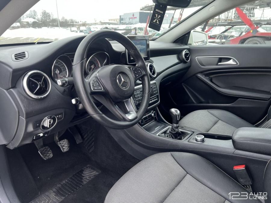 White Mercedes-Benz CLA 180 2015 in Taurage, with an engine capacity of 1.50 L and mileage of 165 thousand km for 9000 €, photo 10 on AUTOMOTO.COM.LV