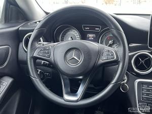 White Mercedes-Benz CLA 180 2015 in Taurage, with an engine capacity of 1.50 L and mileage of 165 thousand km for 9000 €, photo 15 on AUTOMOTO.COM.LV