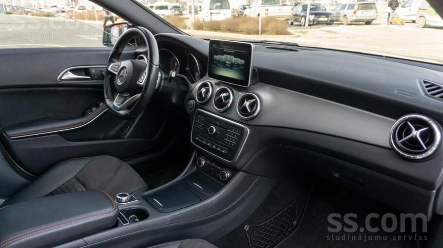 Balts Mercedes-Benz CLA 180 2015 Rīga, ar dzinēja tilpumu 1.60 L un nobraukumu 56 tūkst. km par 15590 €, foto 12 vietnē AUTOMOTO.COM.LV