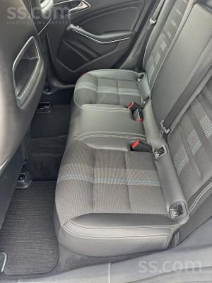 Balts Mercedes-Benz CLA 180 2018 Daugavpils, ar dzinēja tilpumu 1.50 L un nobraukumu 147 tūkst. km par 12600 €, foto 12 vietnē AUTOMOTO.COM.LV