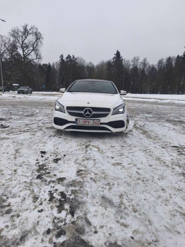 White Mercedes-Benz CLA 180 2019 in Kaunas, with an engine capacity of 1.60 L and mileage of 75 thousand km for 17500 €, photo 10 on AUTOMOTO.COM.LV