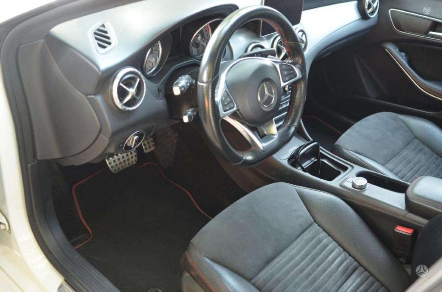 Balts Mercedes-Benz CLA 180 2015 Šauļi, ar dzinēja tilpumu 1.60 L un nobraukumu 351 tūkst. km par 12500 €, foto 10 vietnē AUTOMOTO.COM.LV