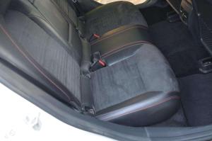 Balts Mercedes-Benz CLA 180 2015 Šauļi, ar dzinēja tilpumu 1.60 L un nobraukumu 351 tūkst. km par 12500 €, foto 17 vietnē AUTOMOTO.COM.LV