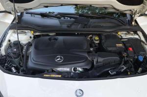 Balts Mercedes-Benz CLA 180 2015 Šauļi, ar dzinēja tilpumu 1.60 L un nobraukumu 351 tūkst. km par 12500 €, foto 18 vietnē AUTOMOTO.COM.LV