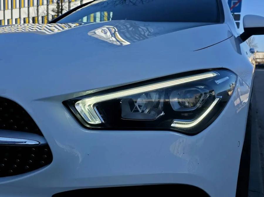 White Mercedes-Benz CLA 180 2020 in Riga, with an engine capacity of 1.40 L and mileage of 201 thousand km for 16490 €, photo 35 on AUTOMOTO.COM.LV