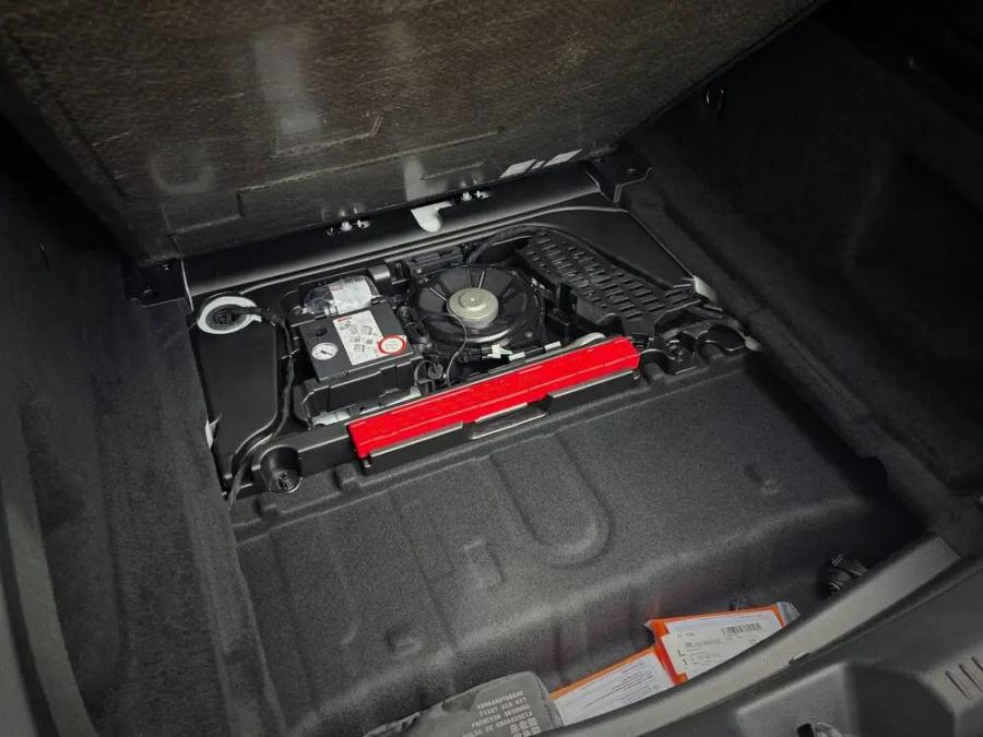 White Mercedes-Benz CLA 180 2020 in Riga, with an engine capacity of 1.40 L and mileage of 201 thousand km for 16490 €, photo 52 on AUTOMOTO.COM.LV