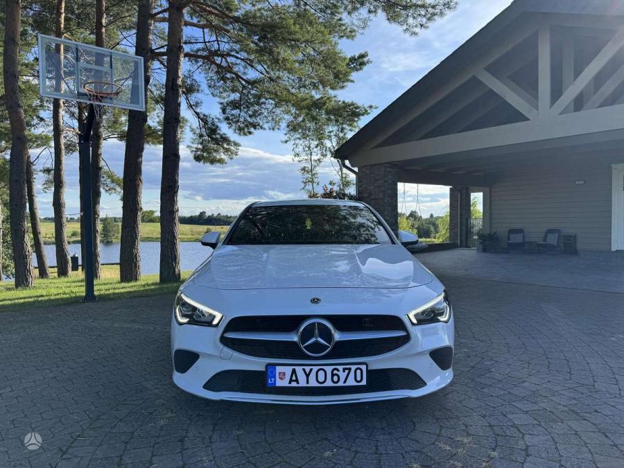 White Mercedes-Benz CLA 180 2020 in Utena, with an engine capacity of 1.46 L and mileage of 214 thousand km for 16500 €, photo 6 on AUTOMOTO.COM.LV