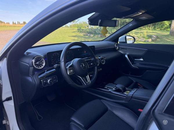 White Mercedes-Benz CLA 180 2020 in Vilnius, with an engine capacity of 1.46 L and mileage of 214 thousand km for 16300 €, photo 9 on AUTOMOTO.COM.LV