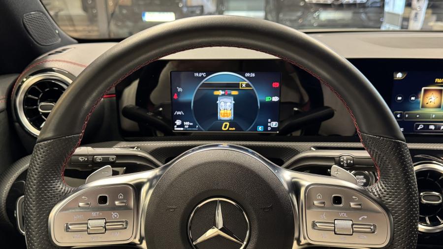 Balts Mercedes-Benz CLA 180 2022 Rīga, ar dzinēja tilpumu 1.30 L un nobraukumu 23 tūkst. km par 26990 €, foto 21 vietnē AUTOMOTO.COM.LV