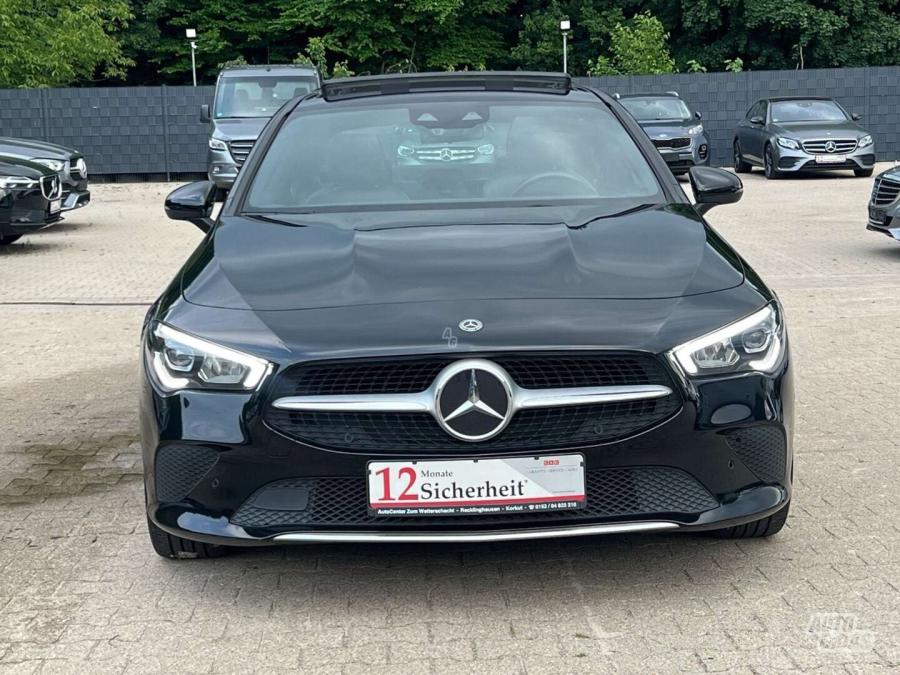 Black Mercedes-Benz CLA 200 2020 in Kaunas, with an engine capacity of 1.30 L and mileage of 67 thousand km for 31114 €, photo 3 on AUTOMOTO.COM.LV