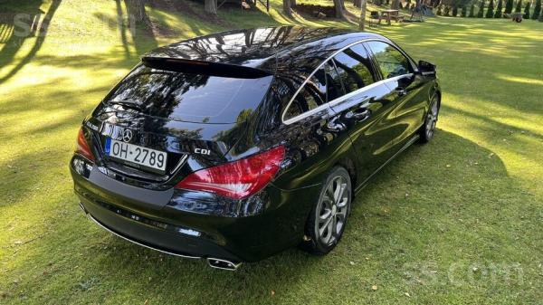 Mercedes-Benz CLA 200 2015 in Liepaja on AUTOMOTO.COM.LV Black Mercedes-Benz CLA 200 2015 in Liepaja, with an engine capacity of 2.20 L and mileage of 264 thousand km for 10500 €, photo 5 on AUTOMOTO.COM.LV