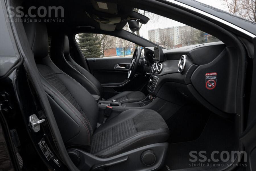 Melns Mercedes-Benz CLA 200 2013 Jelgava, ar dzinēja tilpumu 1.60 L un nobraukumu 220 tūkst. km par 13300 €, foto 16 vietnē AUTOMOTO.COM.LV