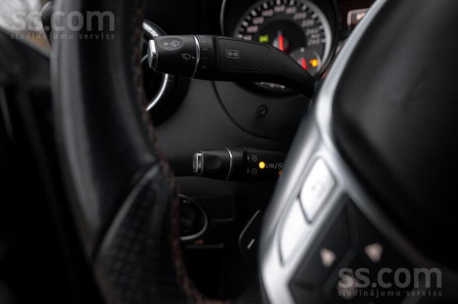 Melns Mercedes-Benz CLA 200 2013 Jelgava, ar dzinēja tilpumu 1.60 L un nobraukumu 220 tūkst. km par 13300 €, foto 19 vietnē AUTOMOTO.COM.LV