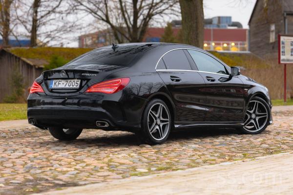 Black Mercedes-Benz CLA 200 2013 in Riga, with an engine capacity of 1.60 L and mileage of 220 thousand km for 12500 €, photo 4 on AUTOMOTO.COM.LV