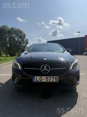 Black Mercedes-Benz CLA 200 2013 in Riga, with an engine capacity of 1.60 L and mileage of 184 thousand km for 14200 €, photo 3 on AUTOMOTO.COM.LV