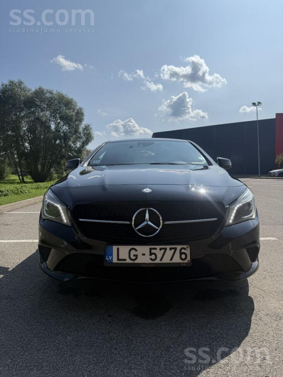 Black Mercedes-Benz CLA 200 2013 in Riga, with an engine capacity of 1.60 L and mileage of 184 thousand km for 14200 €, photo 3 on AUTOMOTO.COM.LV
