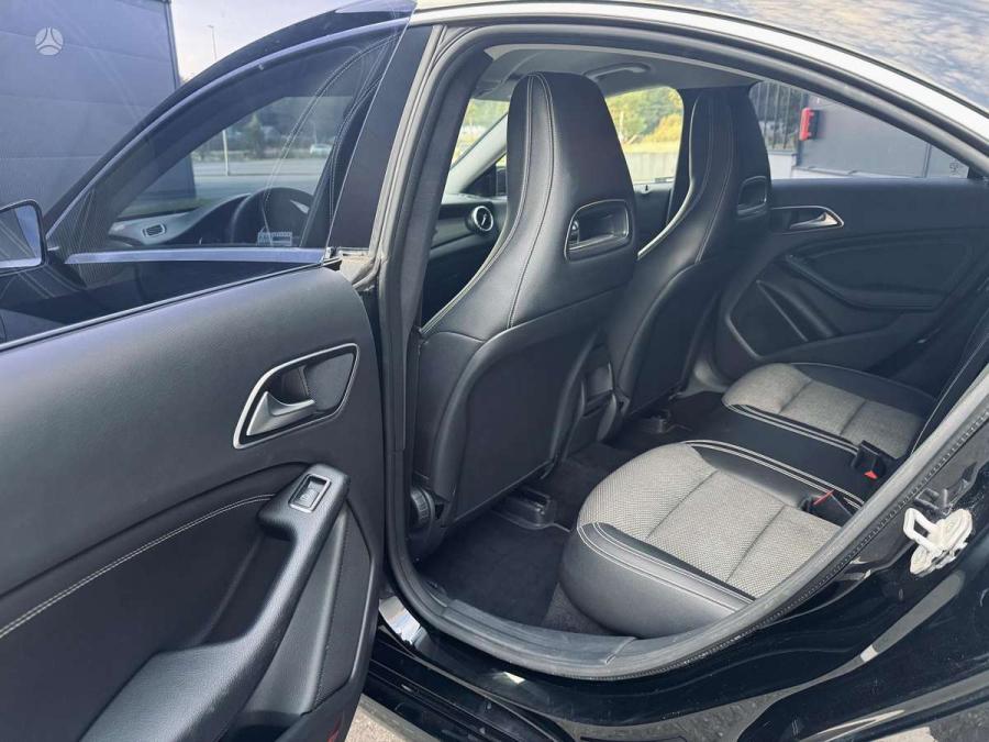 Melns Mercedes-Benz CLA 200 2016 Kauņa, ar dzinēja tilpumu 1.60 L un nobraukumu 139 tūkst. km par 12400 €, foto 14 vietnē AUTOMOTO.COM.LV