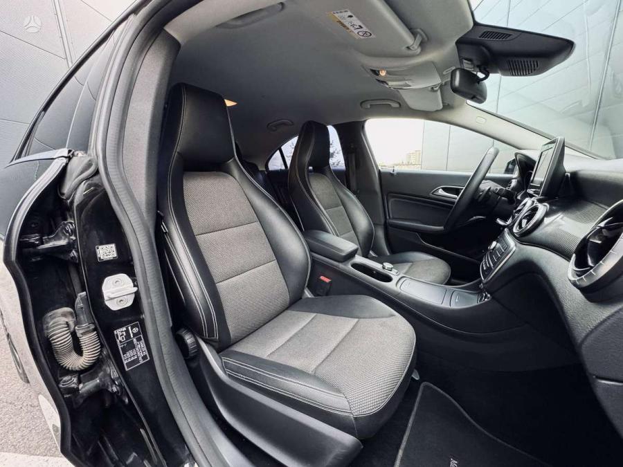 Melns Mercedes-Benz CLA 200 2016 Kauņa, ar dzinēja tilpumu 1.60 L un nobraukumu 139 tūkst. km par 12400 €, foto 17 vietnē AUTOMOTO.COM.LV