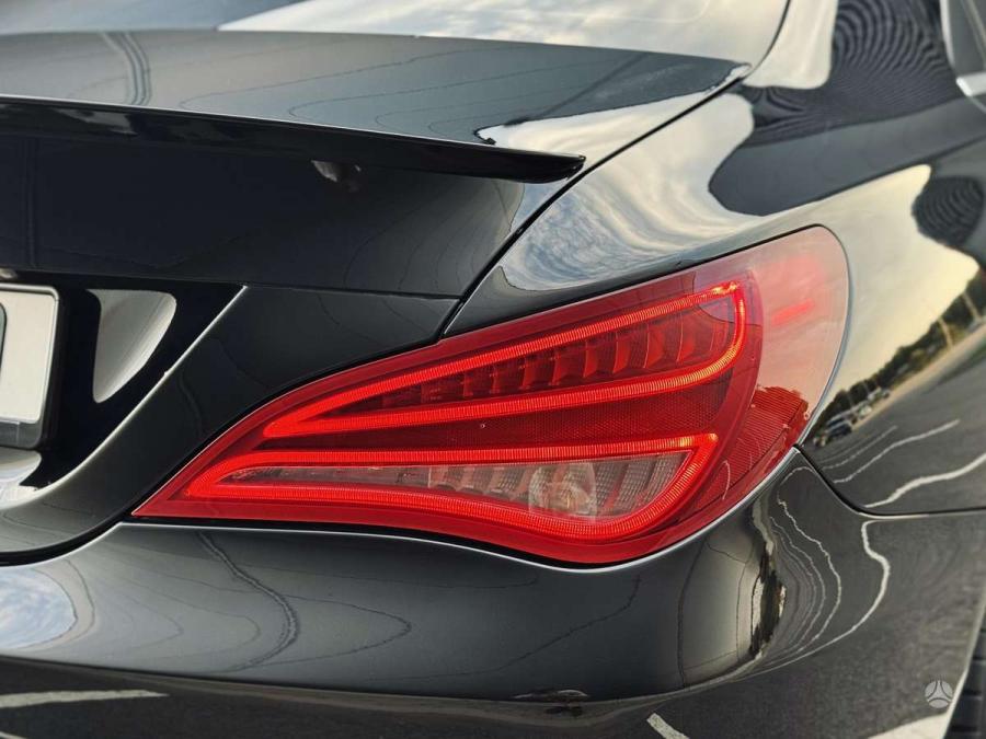 Melns Mercedes-Benz CLA 200 2016 Kauņa, ar dzinēja tilpumu 1.60 L un nobraukumu 139 tūkst. km par 12400 €, foto 38 vietnē AUTOMOTO.COM.LV