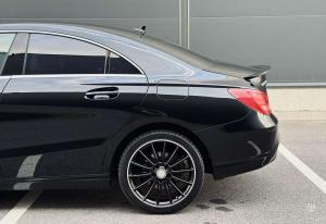 Melns Mercedes-Benz CLA 200 2016 Kauņa, ar dzinēja tilpumu 1.60 L un nobraukumu 139 tūkst. km par 12400 €, foto 41 vietnē AUTOMOTO.COM.LV