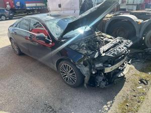 Black Mercedes-Benz CLA 200 2019 in Kaunas, with an engine capacity of 2.00 L and mileage of 142 thousand km for 12900 €, photo 4 on AUTOMOTO.COM.LV