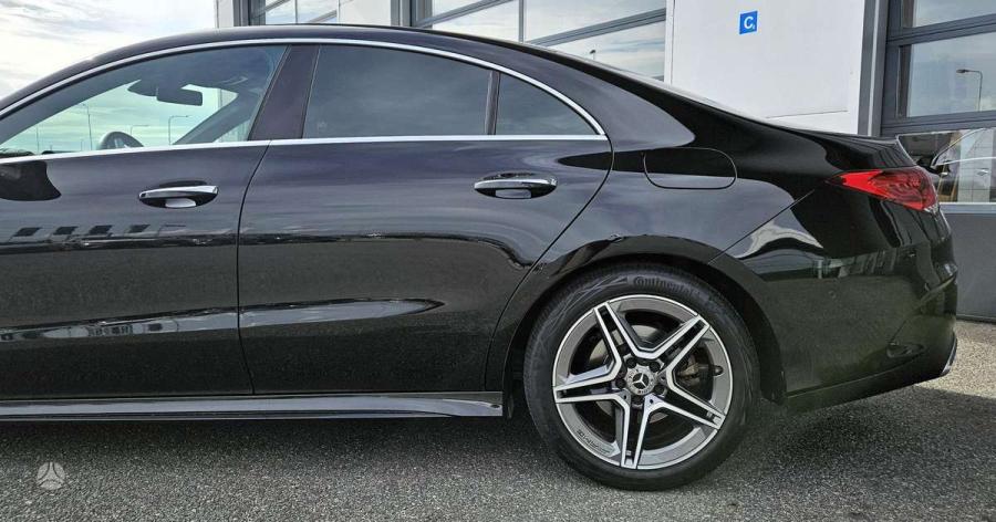 Black Mercedes-Benz CLA 200 2021 in Klaipeda, with an engine capacity of 1.33 L and mileage of 42 thousand km for 27500 €, photo 12 on AUTOMOTO.COM.LV