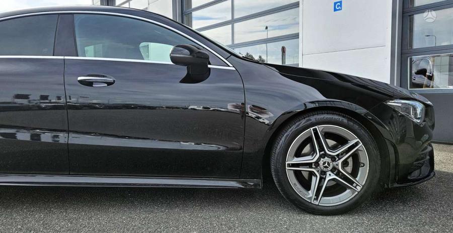 Black Mercedes-Benz CLA 200 2021 in Klaipeda, with an engine capacity of 1.33 L and mileage of 42 thousand km for 27500 €, photo 15 on AUTOMOTO.COM.LV