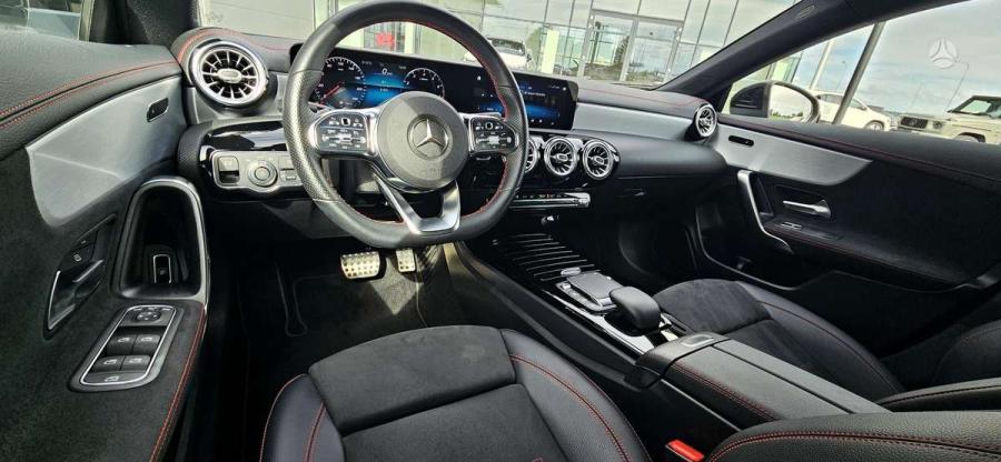 Black Mercedes-Benz CLA 200 2021 in Klaipeda, with an engine capacity of 1.33 L and mileage of 42 thousand km for 27500 €, photo 23 on AUTOMOTO.COM.LV