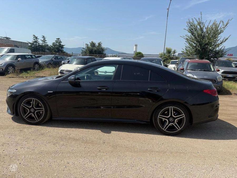Melns Mercedes-Benz CLA 200 2021 Šauļi, ar dzinēja tilpumu 1.95 L un nobraukumu 220 tūkst. km par 17800 €, foto 9 vietnē AUTOMOTO.COM.LV