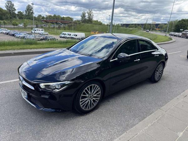 Melns Mercedes-Benz CLA 200 2022 Viļņa, ar dzinēja tilpumu 2.00 L un nobraukumu 205 tūkst. km par 18700 €, foto 3 vietnē AUTOMOTO.COM.LV