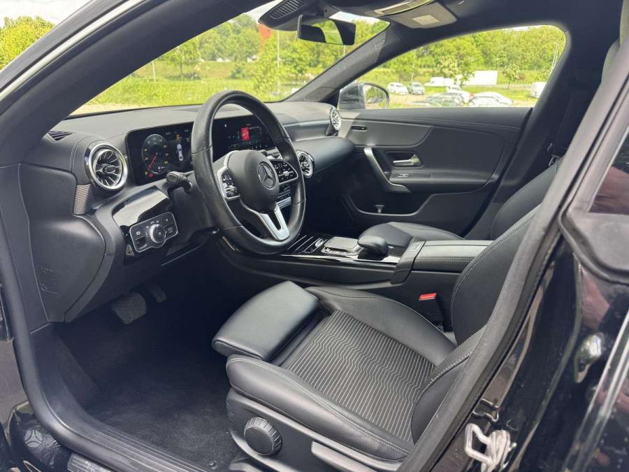 Melns Mercedes-Benz CLA 200 2022 Viļņa, ar dzinēja tilpumu 2.00 L un nobraukumu 205 tūkst. km par 18700 €, foto 21 vietnē AUTOMOTO.COM.LV