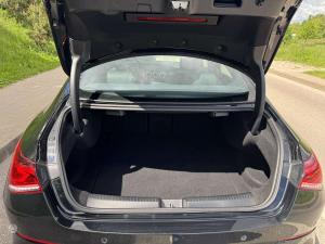 Melns Mercedes-Benz CLA 200 2022 Viļņa, ar dzinēja tilpumu 2.00 L un nobraukumu 205 tūkst. km par 18700 €, foto 24 vietnē AUTOMOTO.COM.LV