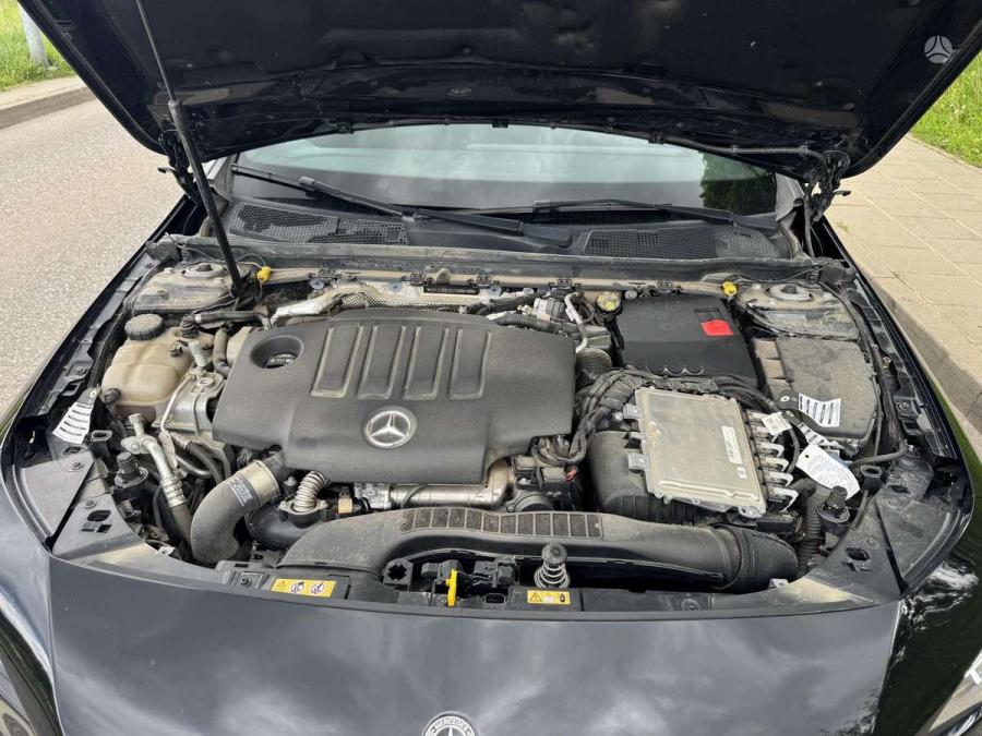 Melns Mercedes-Benz CLA 200 2022 Viļņa, ar dzinēja tilpumu 2.00 L un nobraukumu 205 tūkst. km par 18700 €, foto 33 vietnē AUTOMOTO.COM.LV